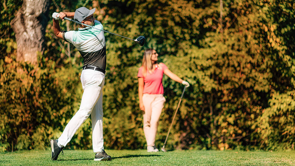 Golfing and Back Pain: How to Avoid Injury and Improve Performance